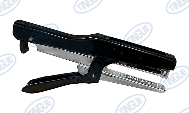 STAPLER - 1/4" STANLEY BOSTITCH STAPLER - P3 – shop.tingue.com