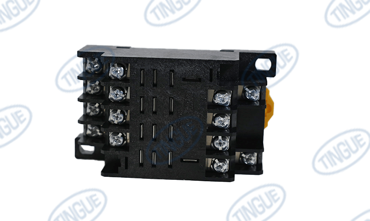 Omron Relay Socket 10 A Rating 14 Pins | G. A. Braun 022100009