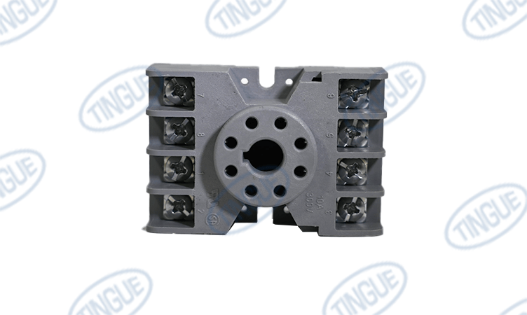 Socket Relay 27E122 | G. A. Braun 022100011 | Tingue