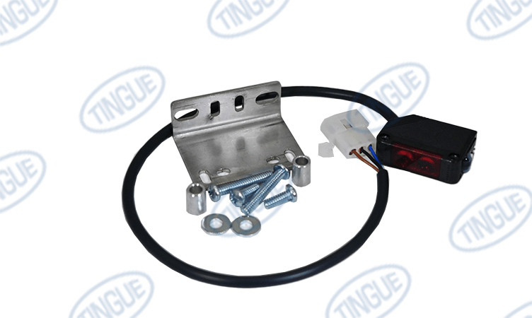 REFLECTOR, PHOTOSENSOR (INCLUDES HARDWARE AND BRACKET) REPLACED CD-160 ...